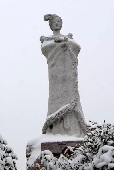 Lady Sun, Three Kingdoms – Walk with the Dragon